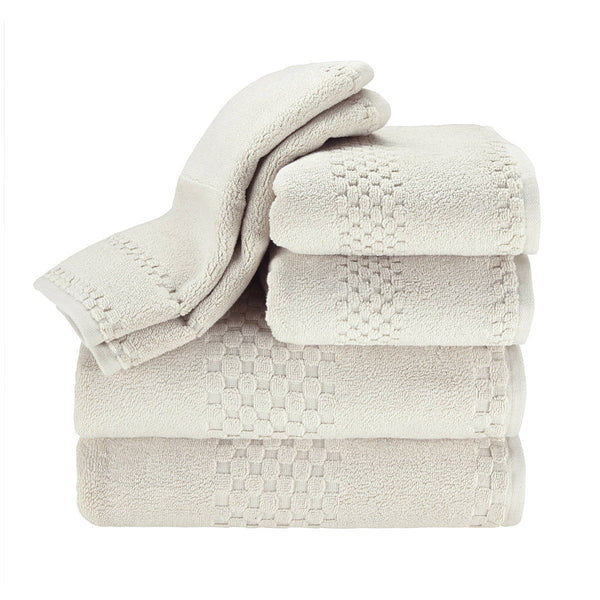 Hotelier Bath Towel by Kassatex – toweltest